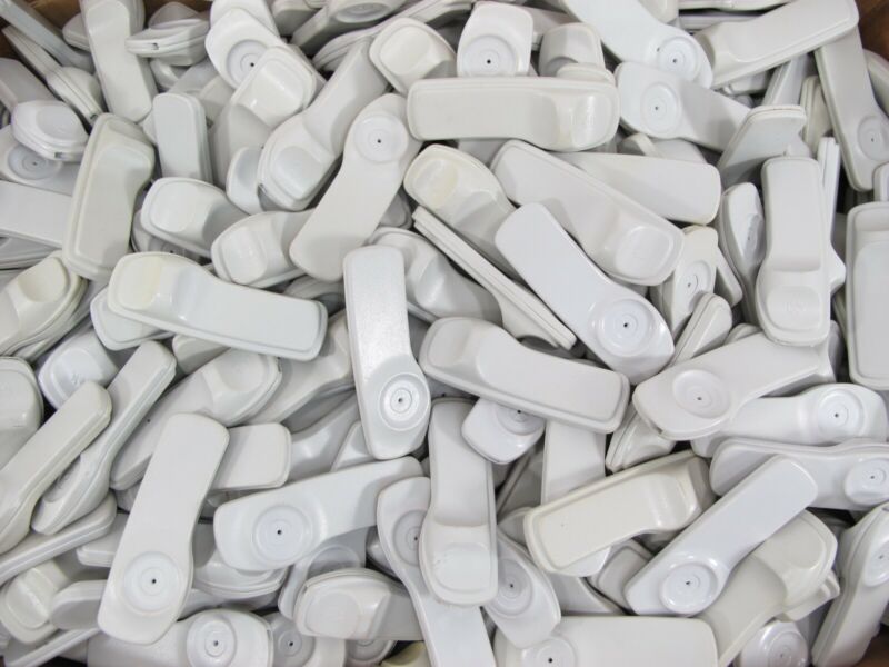 250 SENSORMATIC SUPERTAG SECURITY TAGS ORIGINAL EAS 58KHz with Backs ...