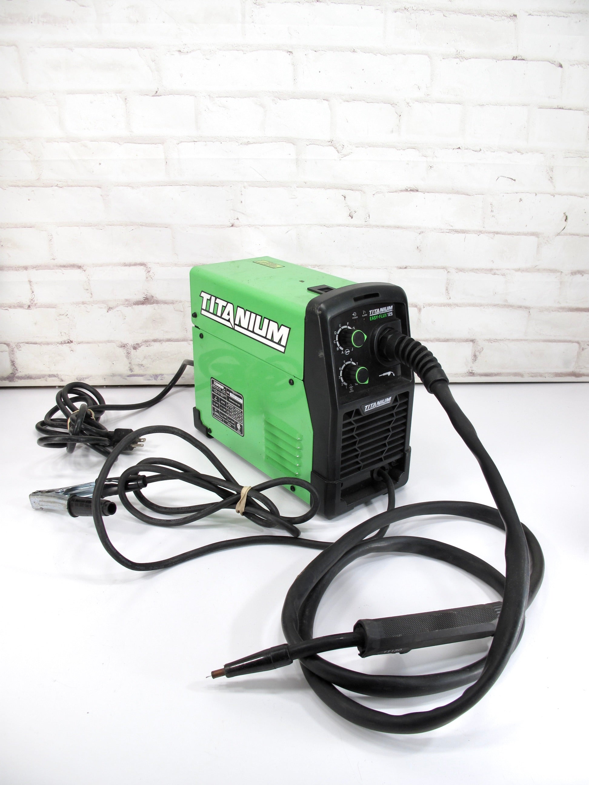 Titanium TI-FLX125 Flux-Core Easy-Flux 125-Amp Welder 120V TI-FLX12510 ...