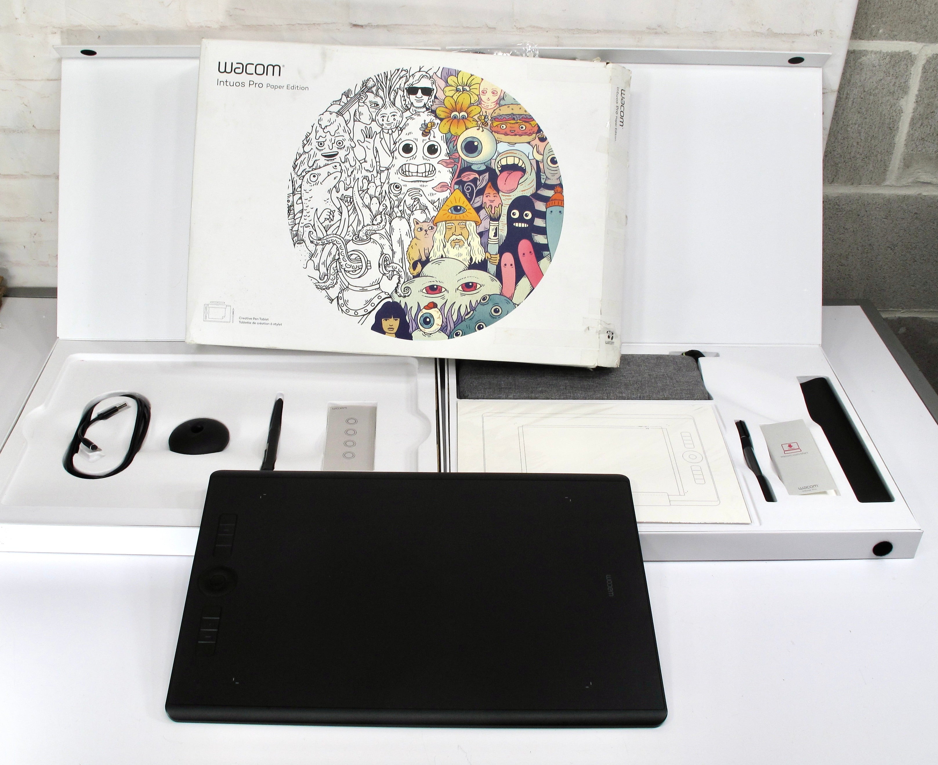 Wacom Intuos PTH860 Pro Paper Edition Creative Pen Large Graphics Draw ...