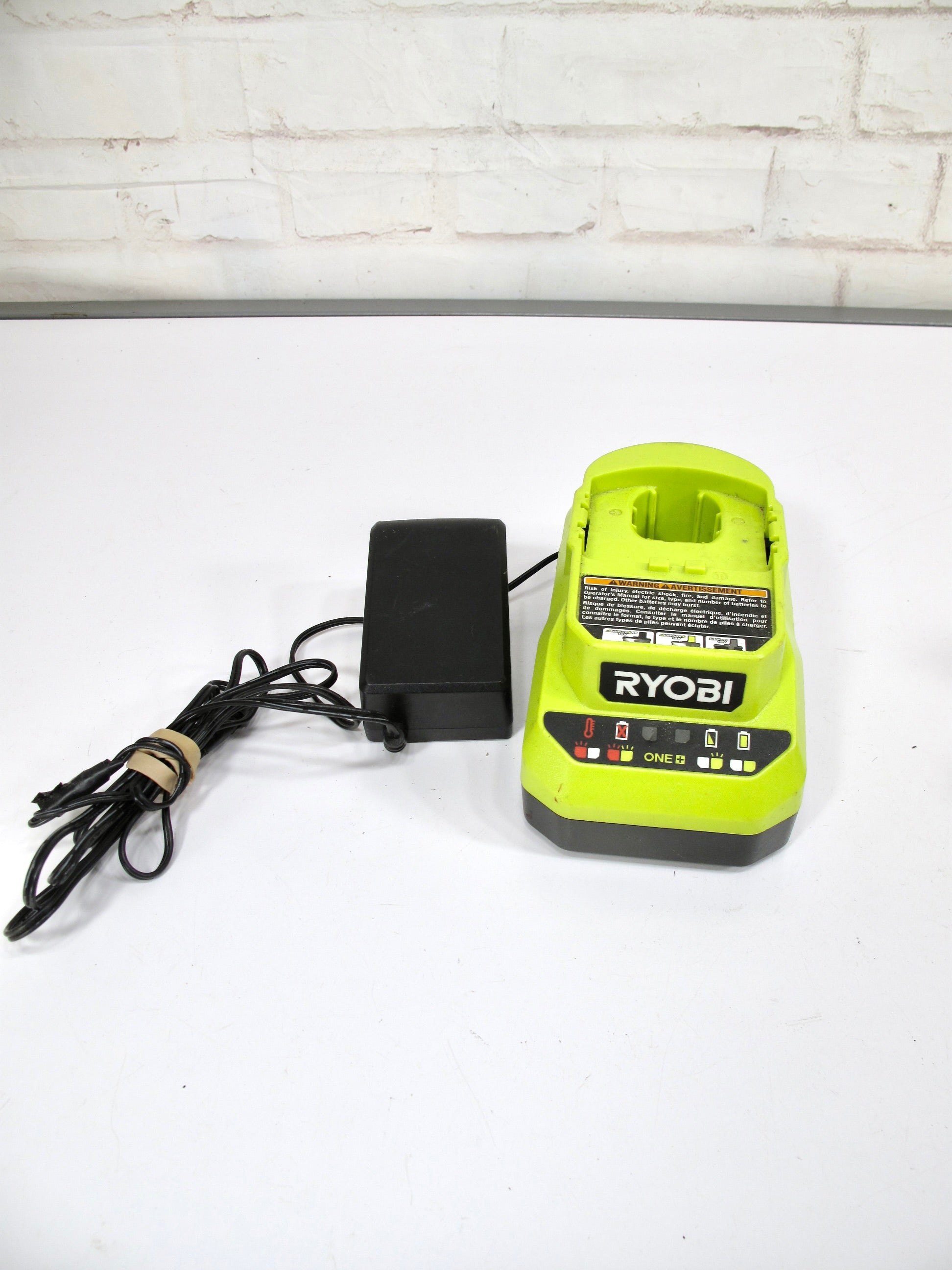 RYOBI PCG002 18V 18 Volt ONE+ Li-Ion Lithium Ion Genuine Battery Charg ...