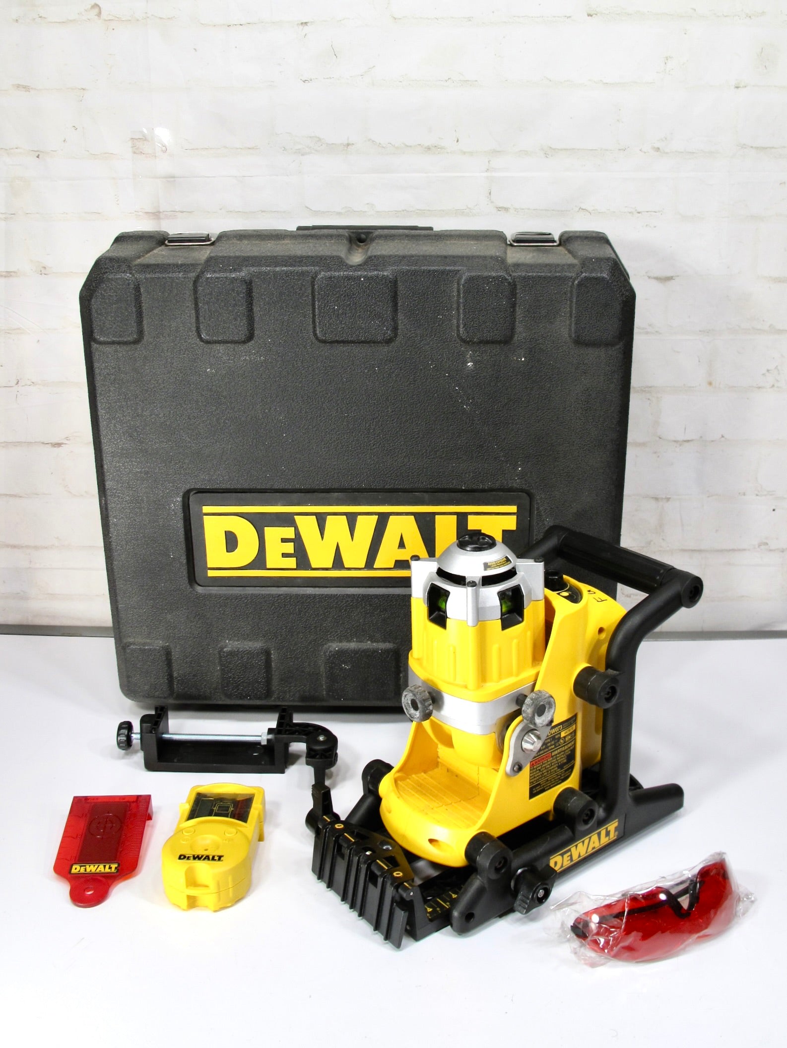 DeWalt DW073 18V Cordless Rotary Laser w/ DW0732 Receiver – ZeereeZ