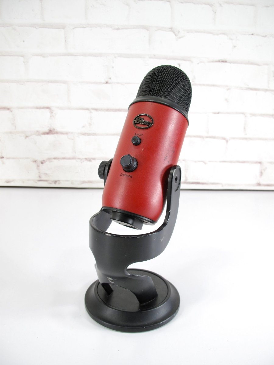 Blue Microphones Yeti Professional Multi-Pattern USB Microphone (Satin ...
