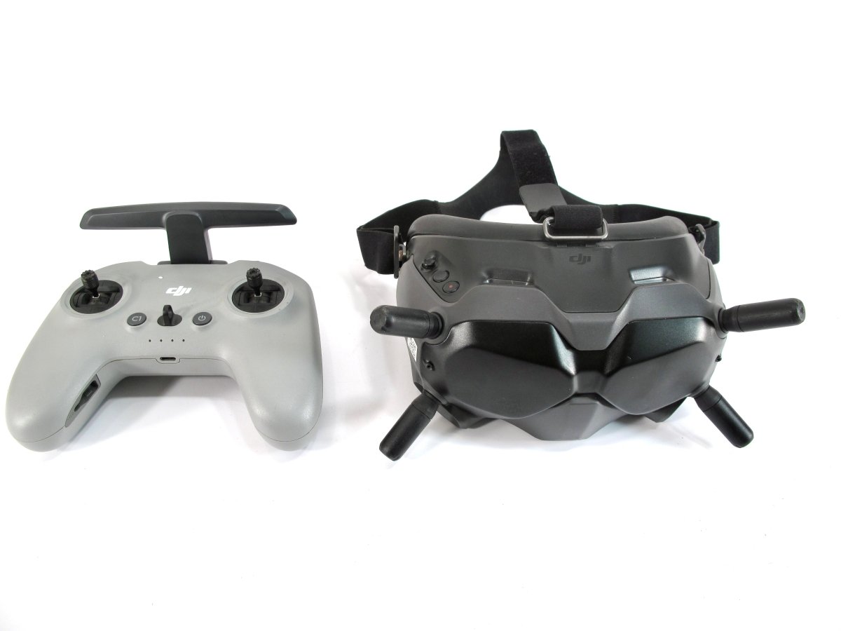 DJI FGDB28 V2 Drone FPV Goggles w/ FC7BGC Remote Controller – ZeereeZ