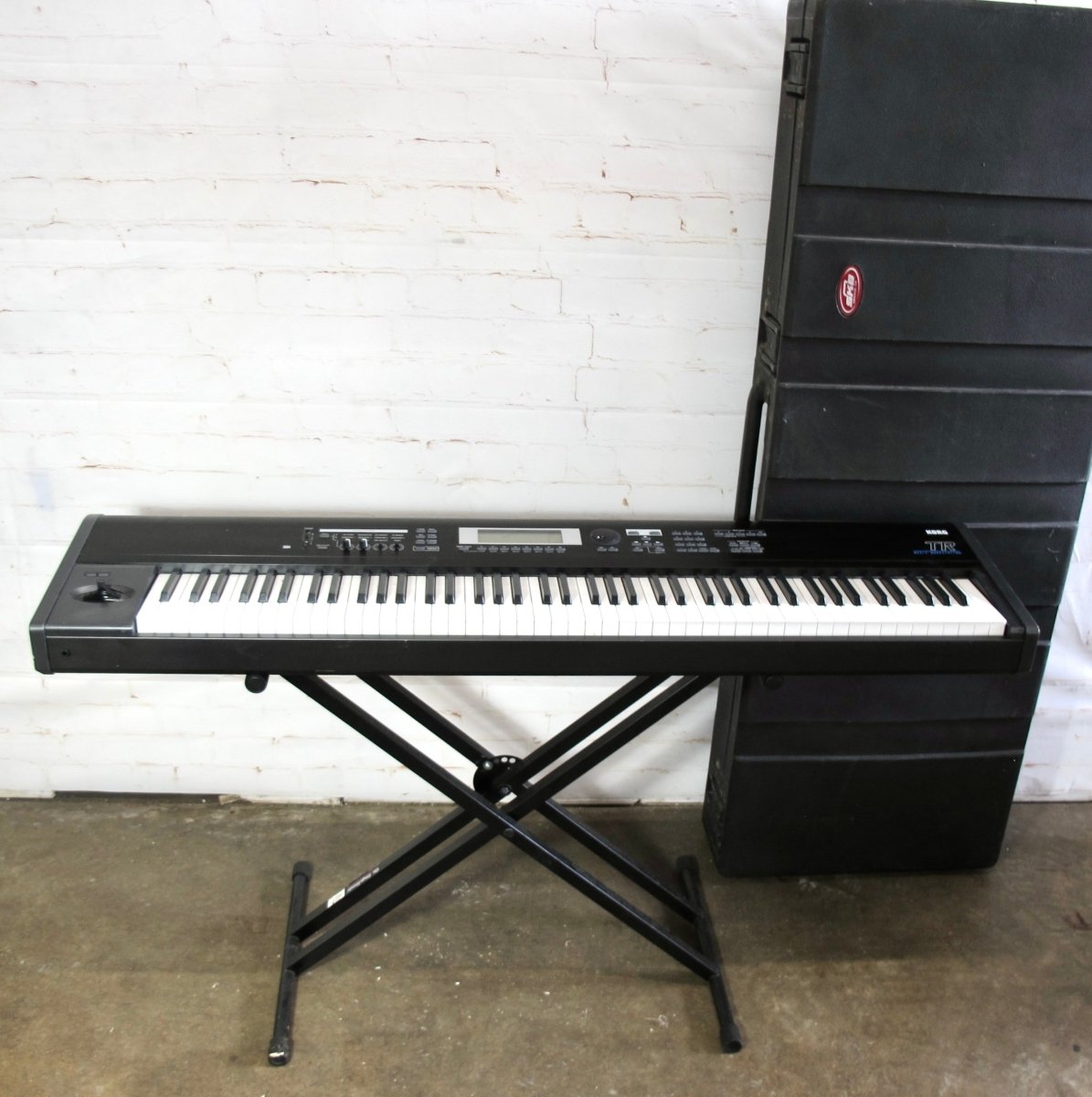 Korg TR88 Weighted 88 Key Keyboard Synthesizer Sequencer Workstation ...