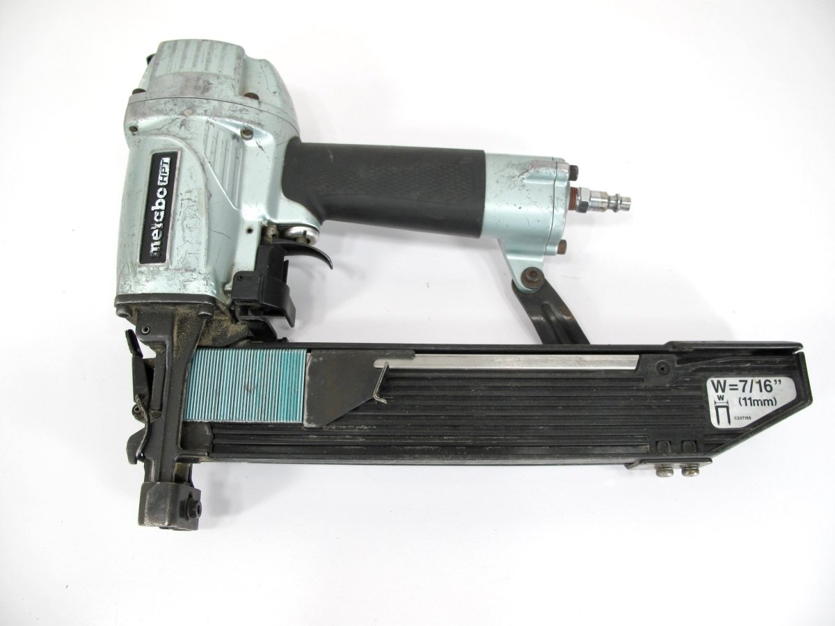 Metabo Hitachi N5008AC2 16-Gauge 7/16" Medium Crown Pneumatic Stapler ...