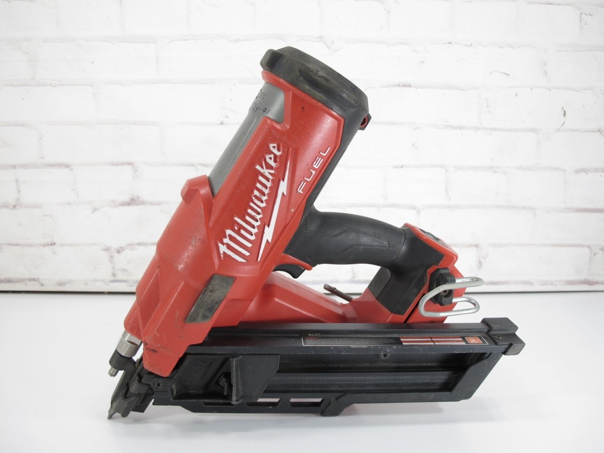Milwaukee 2745-20 M18 FUEL 30 Degree Cordless Framing Nailer – ZeereeZ