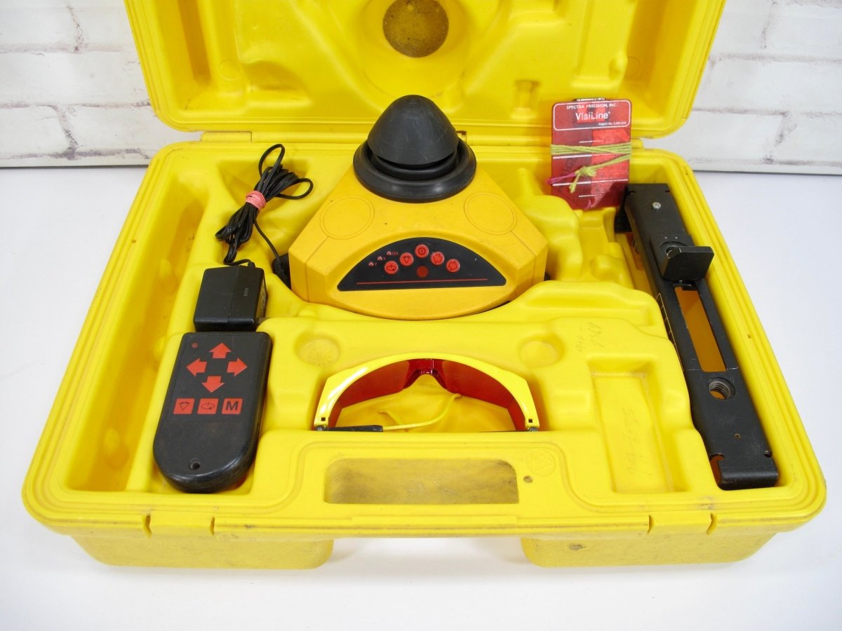 Spectra Precision 1452XL Rotary Construction Laser Level w/ Accessorie ...