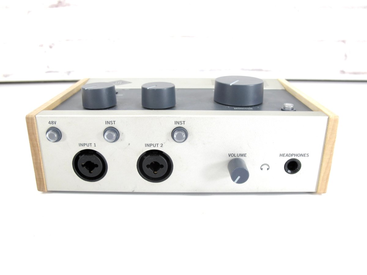 Universal Audio Volt 276 USB Audio Interface for recording, podcasting ...