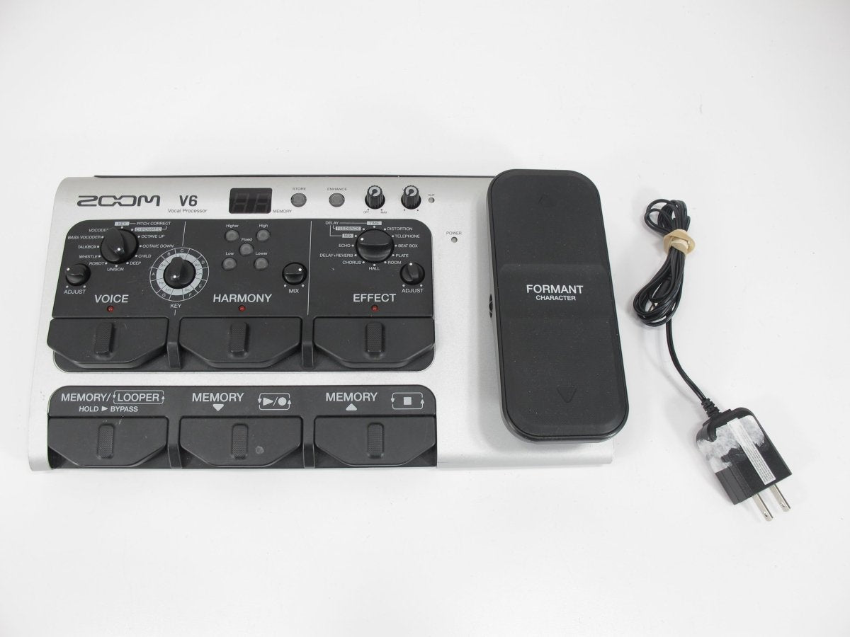 ZOOM V6-SP Vocal Processor Looper Formant Octave Pitch Correct Multi-E ...